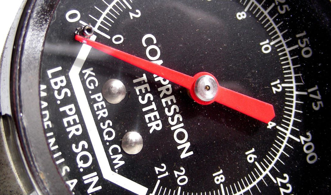 Common Cause of Low Compression in 2 Stroke Engines - Earl's Yard Services